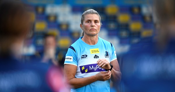 Coaching brings out side to Murphy she never saw coming | NRL.com