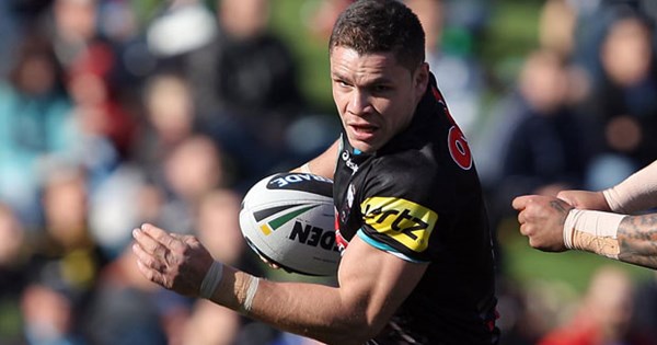 Roberts signs two-year deal with Titans | NRL.com
