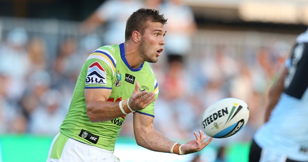 Raiders halves credit coach Stuart | NRL.com