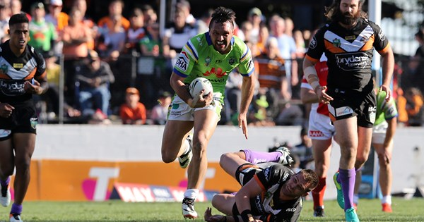 NRL.com's top 10 plays of 2016 | NRL.com