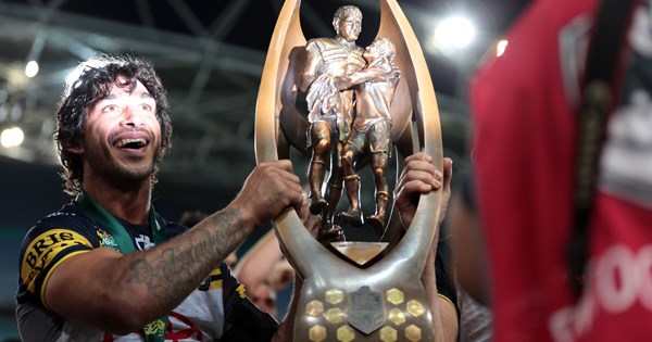 Thurston joins NRL 300 club as great leader on and off field | NRL.com