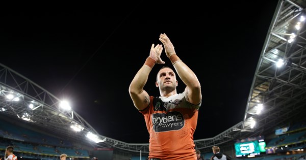 Wests Tigers approve deal to bring Robbie Farah back from South Sydney ...
