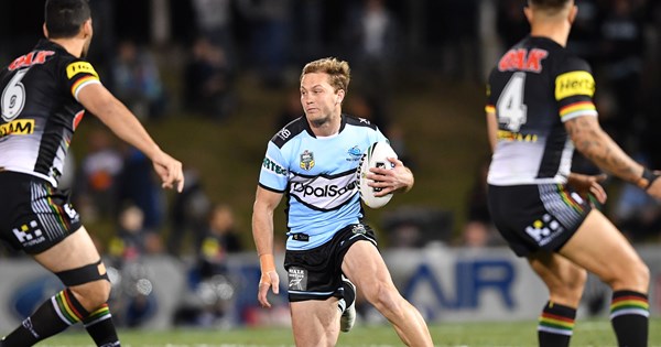 Moylan enjoys winning return as Sharks beat Panthers | NRL.com