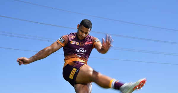 Jamayne Isaako hits top gear after regaining goal kicking duties | NRL.com