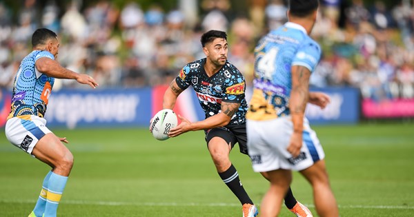 NRL 2021: Shaun Johnson 200th, Cronulla Sharks far too good for Gold ...