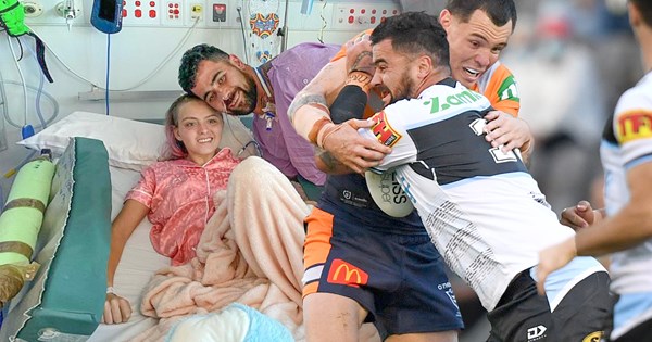 NRL 2021: Cronulla Sharks Andrew Fifita throat injury recovery | NRL.com
