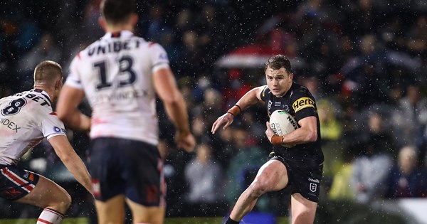NRL 2022, Dylan Edwards, Penrith Panthers fullback shines in the rain ...