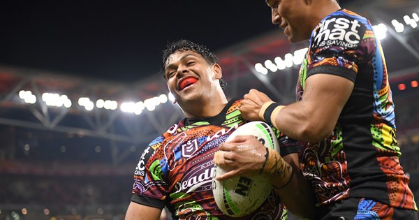 Cobbo bags three as Broncos down Knights | NRL.com