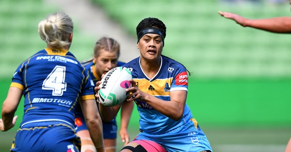 Titans survive late scare to keep finals hopes alive | NRL.com