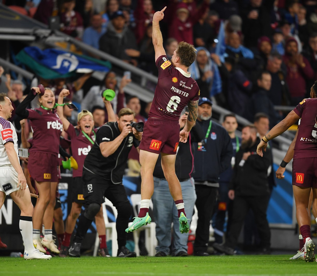 State of Origin 2023, Best photos from Game Two, Maroons celebrations ...