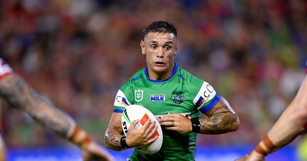 NRL 2024, Canberra Raiders v Cronulla Sharks, Danny Levi, Ricky Stuart ...