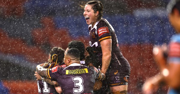 NRLW 2025, round 5, Magic Round, live blog, Gold Coast Titans, Brisbane ...